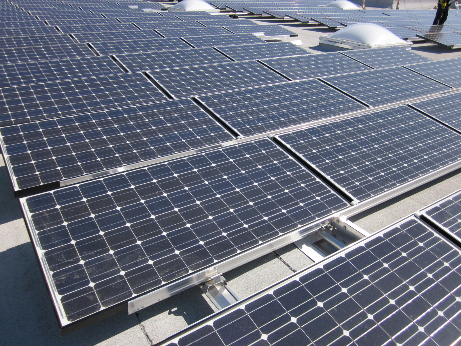 Veterans Affairs (VA) Medical Center Solar Array | Interactive Resources